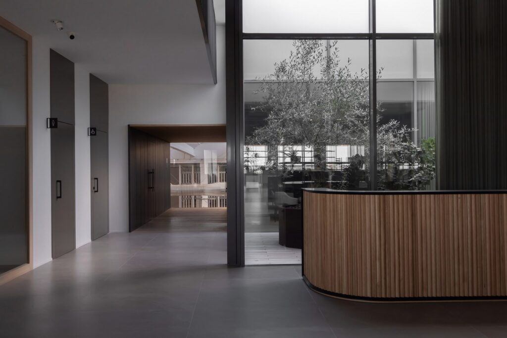 Enhancing Workspaces: SAW Factory & Offices - Archsnaps
